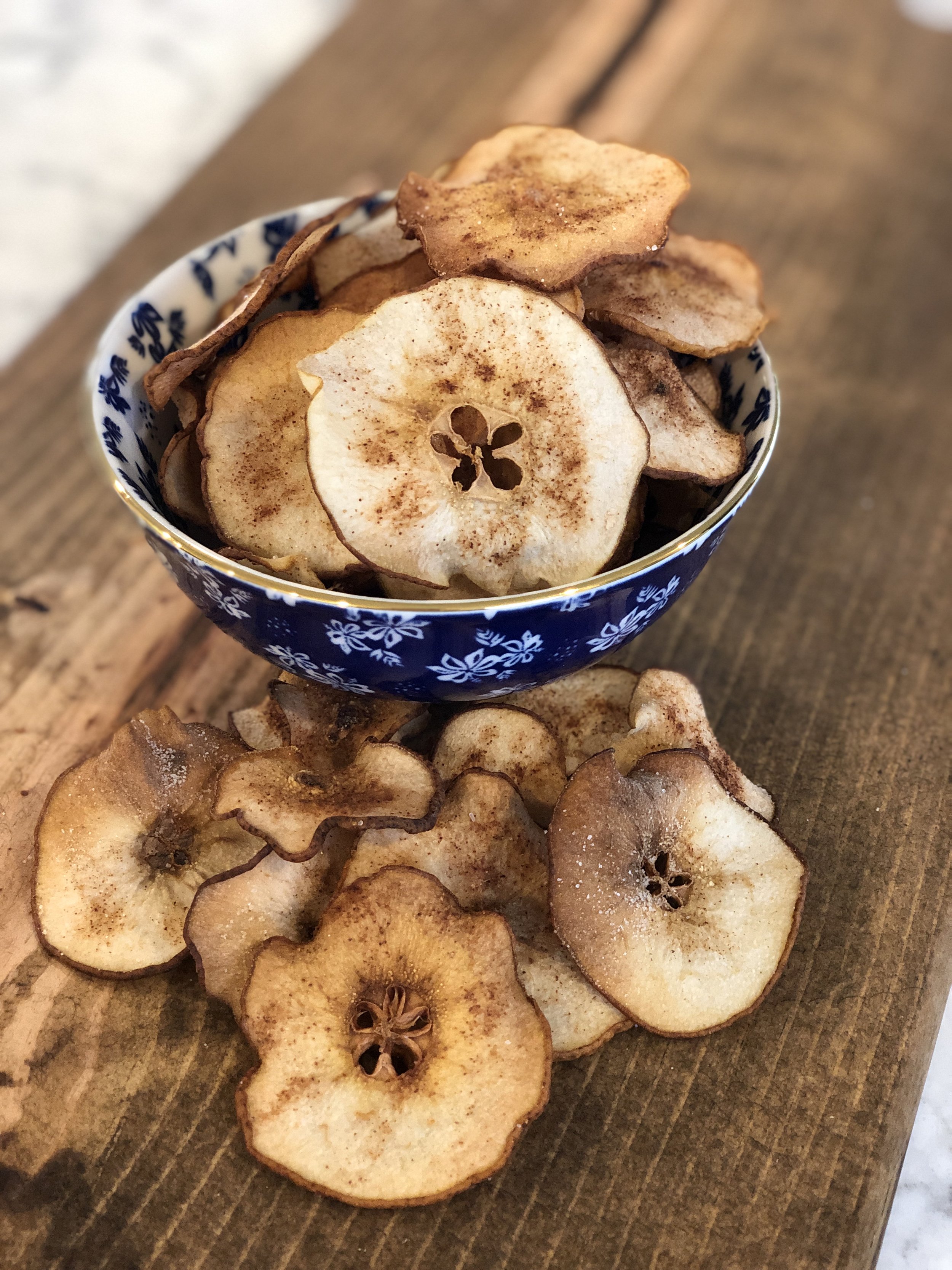 Cinnamon, Sugar, Ginger Pear chips - DeSocio in the Kitchen