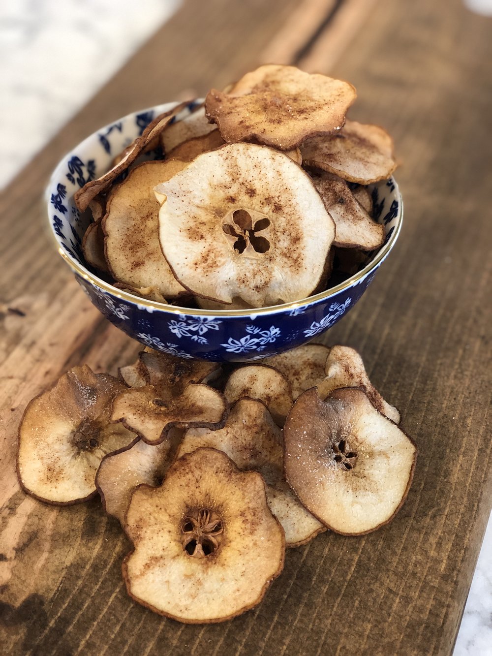 Cinnamon, Sugar, Ginger Pear chips - DeSocio in the Kitchen