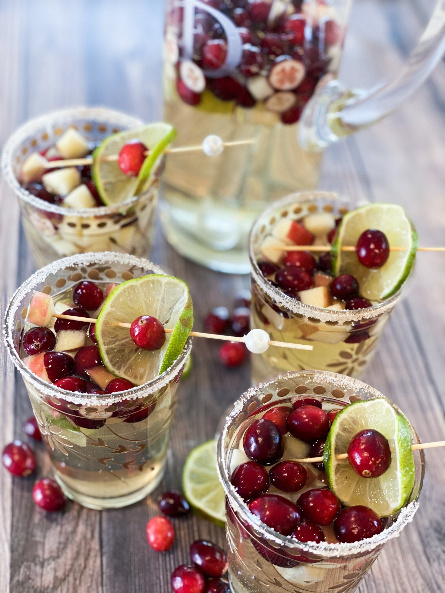 Winter Wonderland White Sangria - DeSocio in the Kitchen